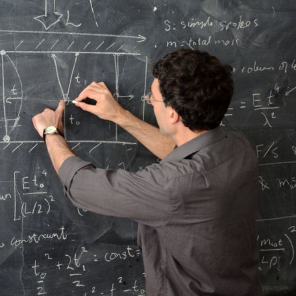 Fractal structures and architecture | London Institute for Mathematical ...